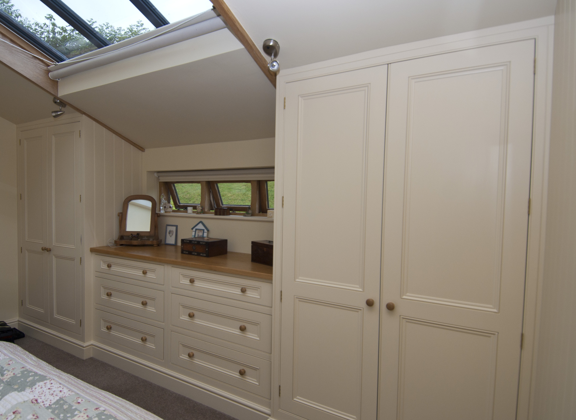 Handcrafted Bedroom Cabinets | Stuart Ward Cabinets